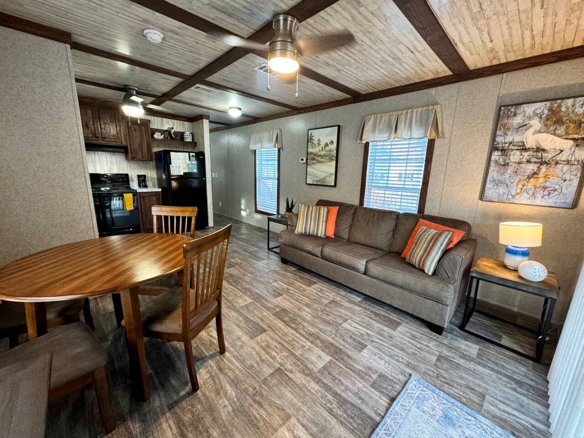 Casa ∙ 1 Habitación ∙ 4 Huéspedes - Dunnellon, FL