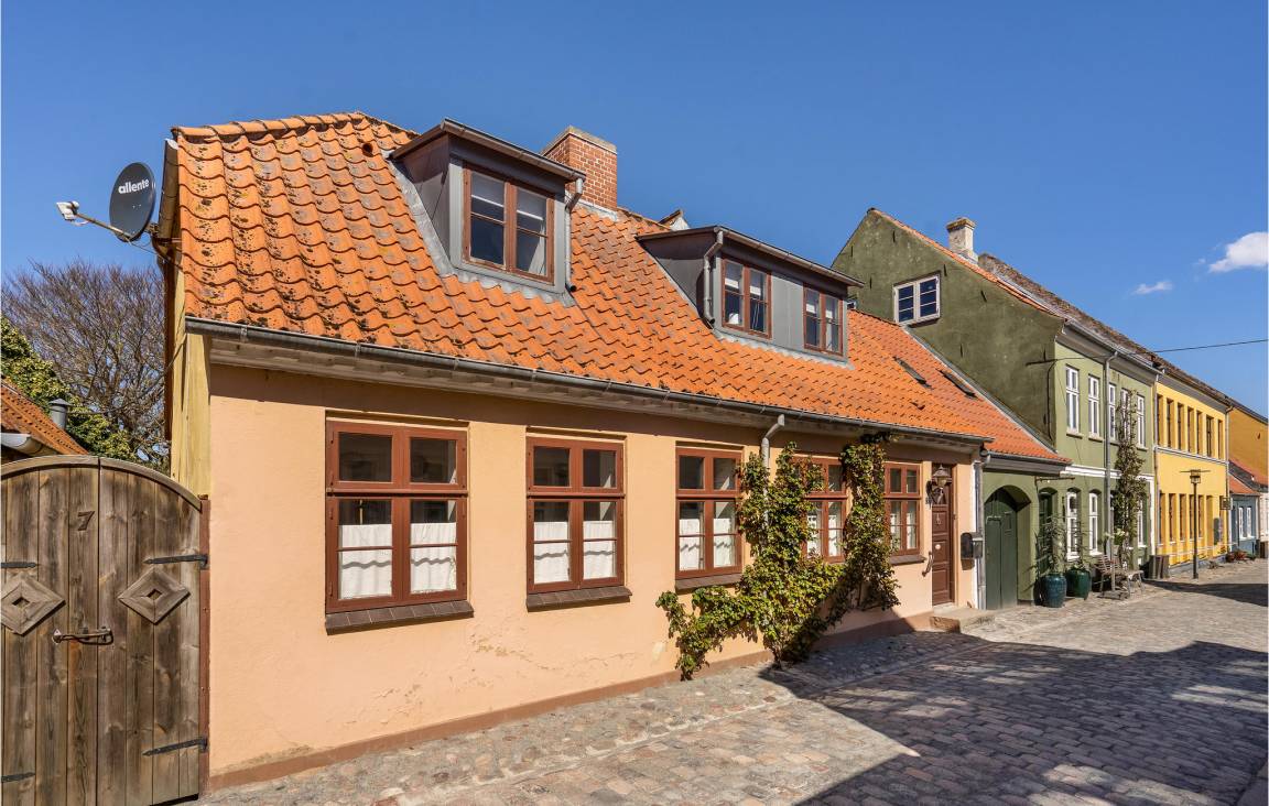100 M² Apartment ∙ 3 Bedrooms ∙ 6 Guests - Rudkøbing