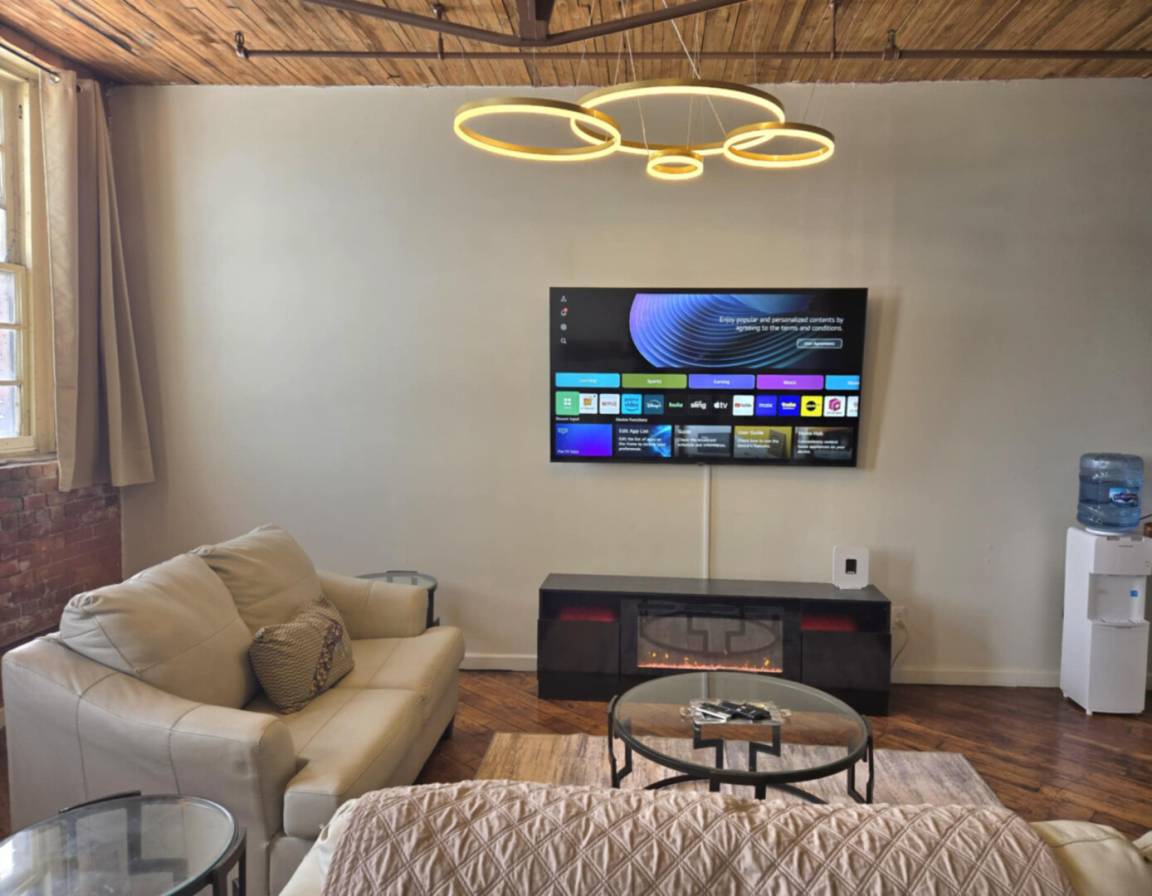 84 M² Apartamento ∙ 1 Habitación ∙ 2 Huéspedes - Detroit