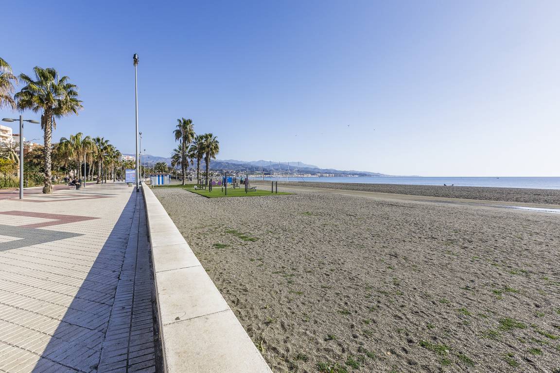 65 M² Apartment ∙ 2 Bedrooms ∙ 4 Guests - Torre del Mar