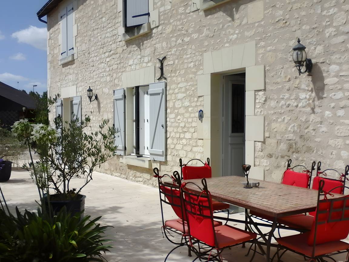 22 M² Majatalo ∙ 2 Makuuhuonetta ∙ 4 Vierasta - Indre-et-Loire