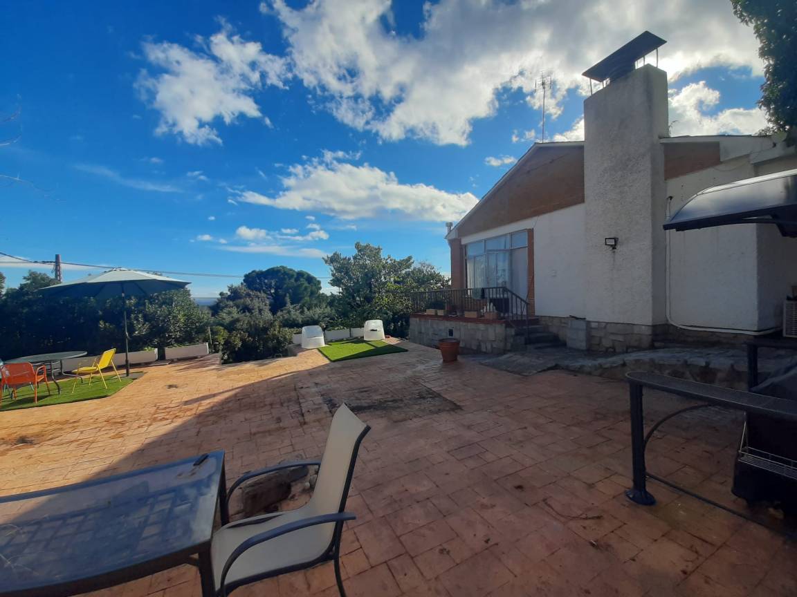 800 M² Castle ∙ 3 Bedrooms ∙ 8 Guests - Villa del Prado