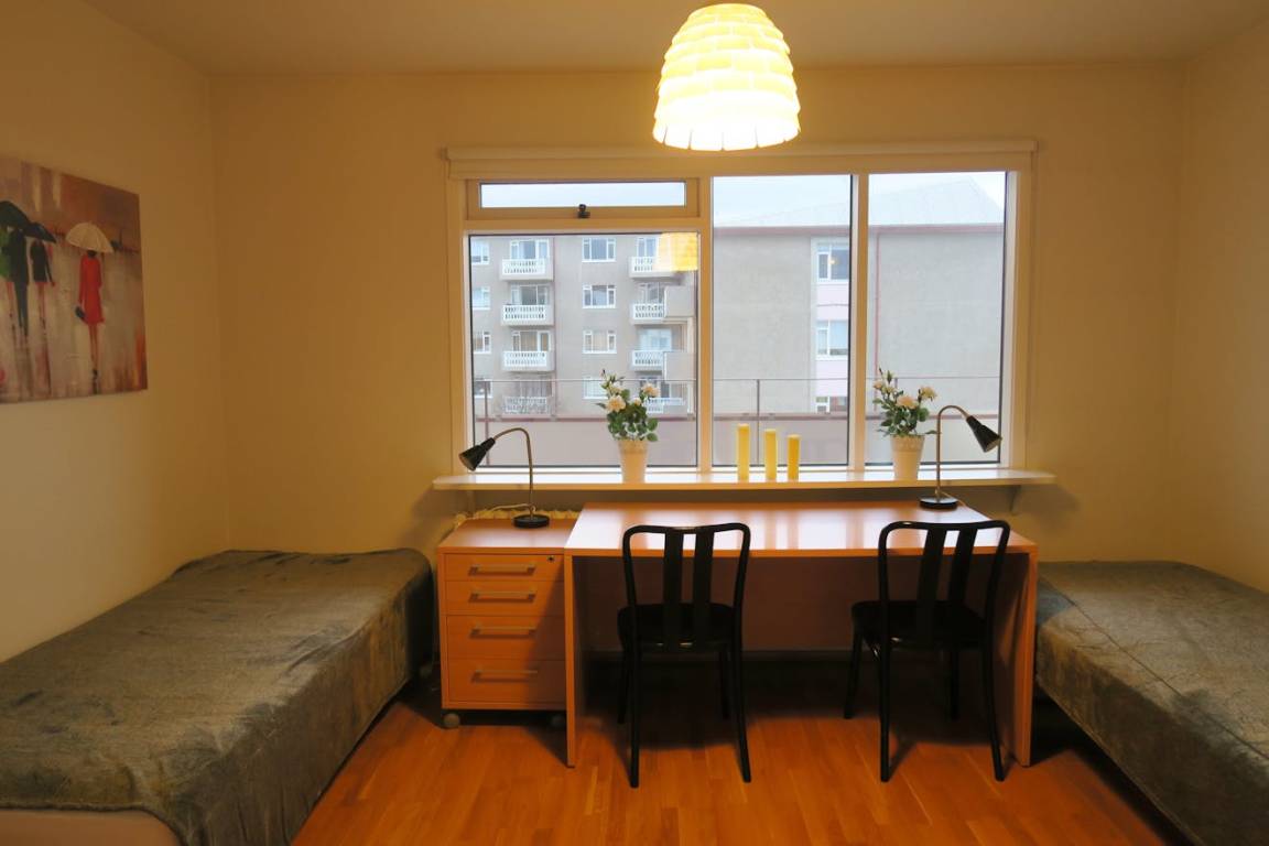Private Room ∙ 1 Bedroom ∙ 5 Guests - Reykjavík