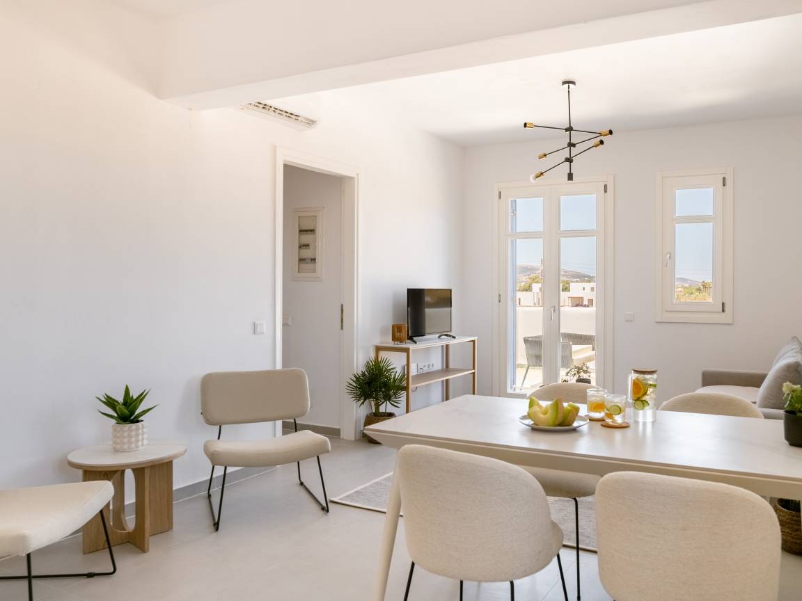 31 M² Apartamento ∙ 2 Habitaciones ∙ 4 Huéspedes - Paros