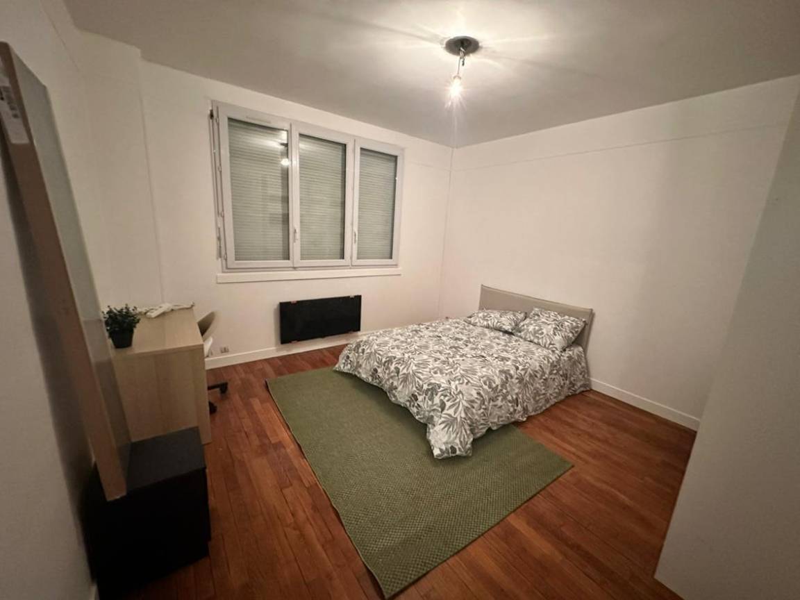 136 M² Maison De Vacances ∙ 7 Chambres ∙ 7 Personnes - Vincennes