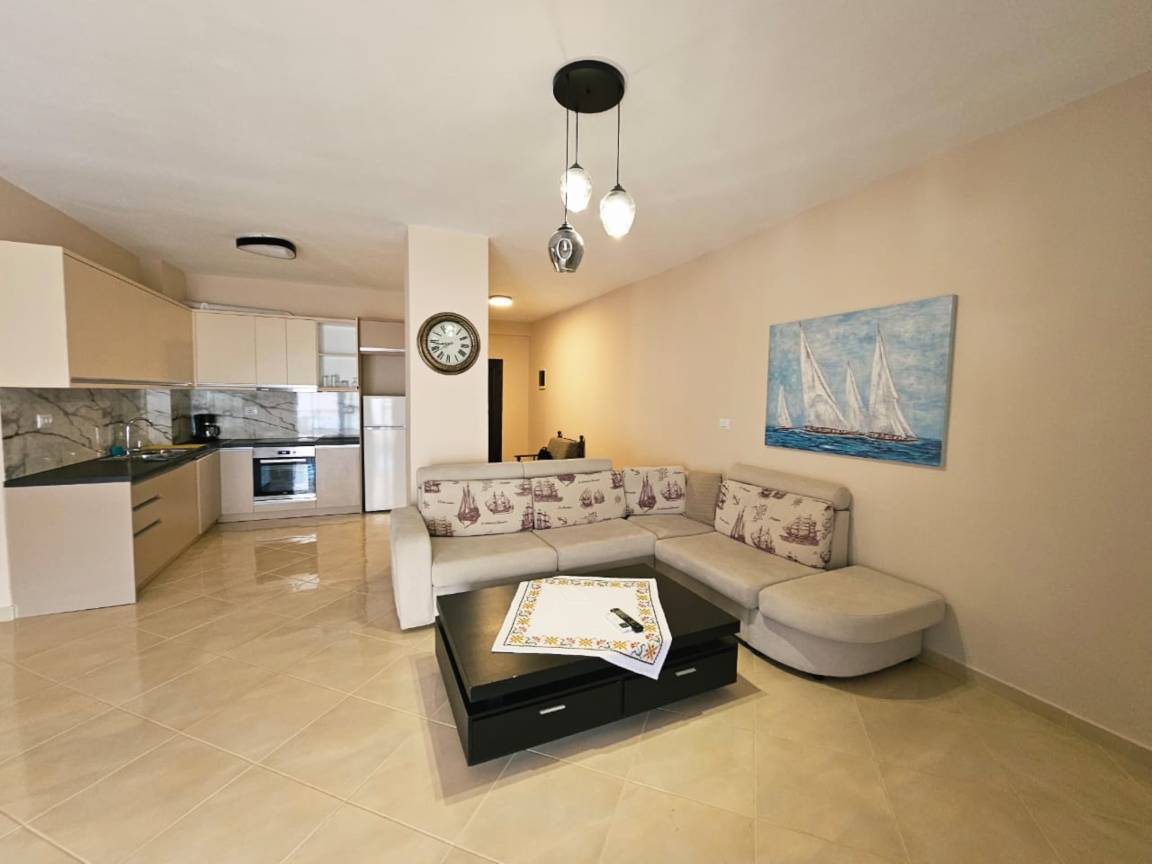 140 M² Apartamento ∙ 3 Habitaciones ∙ 7 Huéspedes - Sarandë