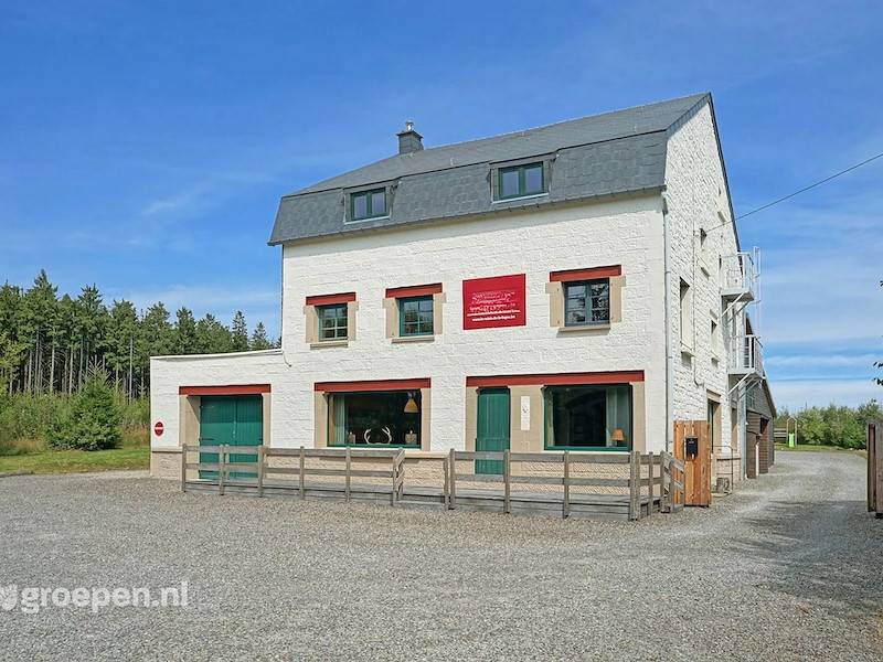 Maison De Vacances ∙ 16 Chambres ∙ 36 Personnes - Vielsalm