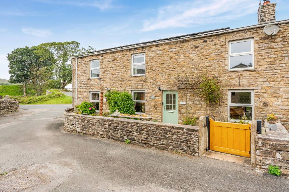 Cottage ∙ 3 Bedrooms ∙ 6 Guests - Hawes