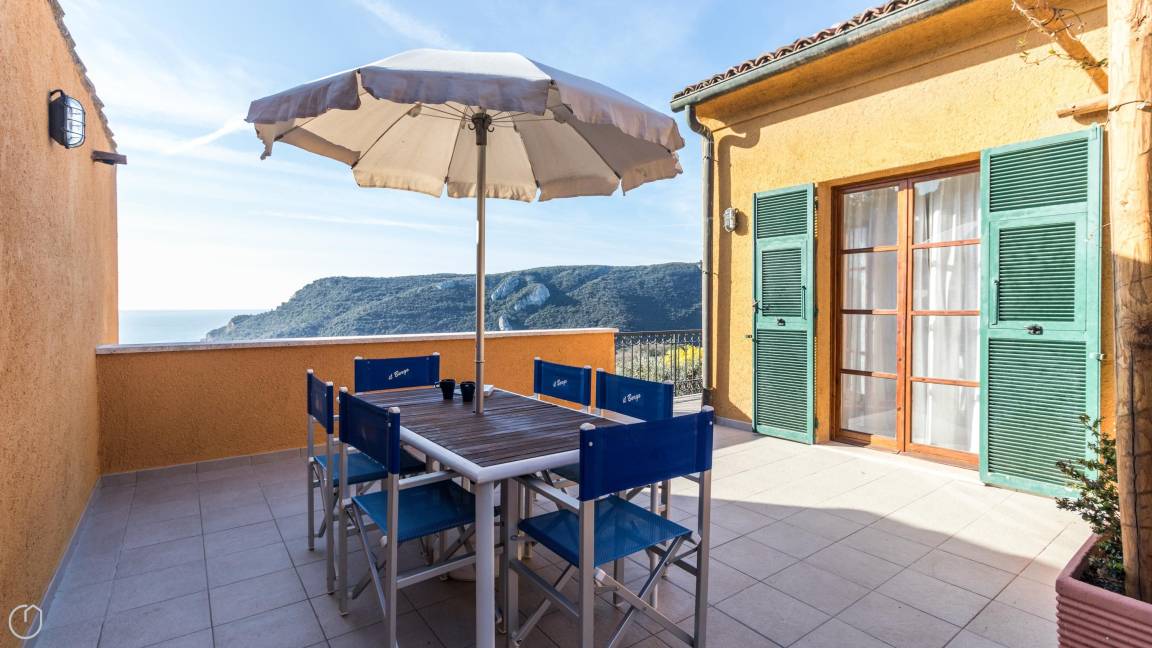 60 M² Apartment ∙ 2 Bedrooms ∙ 6 Guests - Finale Ligure