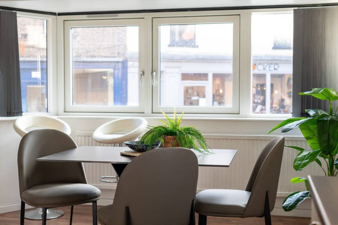 60 M² Apartamento ∙ 2 Habitaciones ∙ 4 Huéspedes - Cambridge