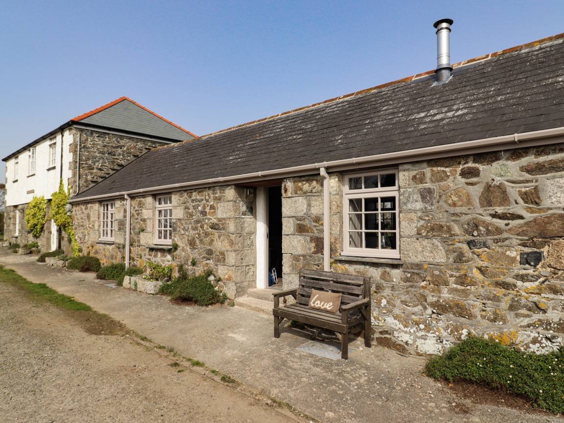 Mökki ∙ 1 Makuuhuone ∙ 2 Vierasta - Coverack