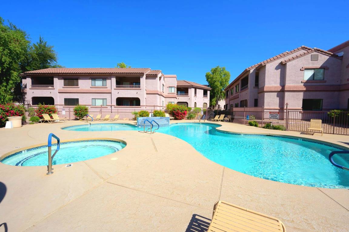 121 M² Condo ∙ 2 Bedrooms ∙ 4 Guests - Fountain Hills, AZ