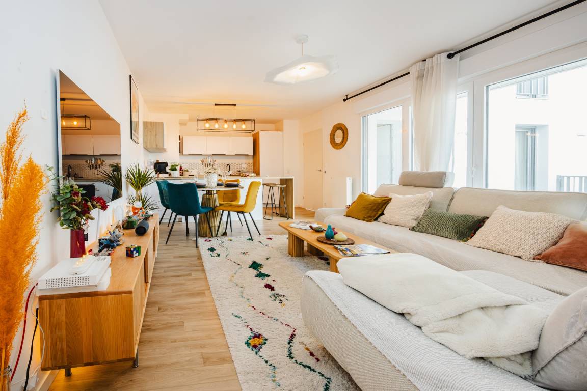 60 M² Huoneisto ∙ 2 Makuuhuonetta ∙ 4 Vierasta - Rennes