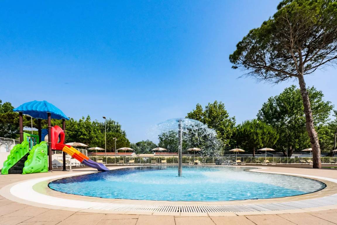 34 M² Caravan ∙ 2 Bedrooms ∙ 7 Guests - Emilia-Romagna