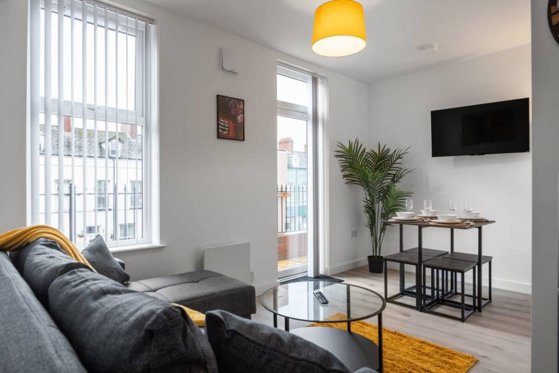 50 M² Apartment ∙ 2 Bedrooms ∙ 5 Guests - George Best Belfast City Airport (BHD)