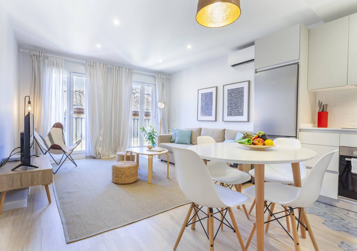 70 M² Appartement ∙ 2 Chambres ∙ 6 Personnes - Madrid