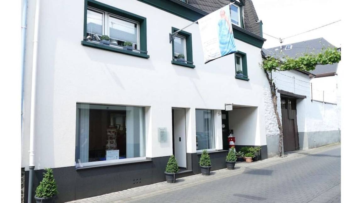 62 M² House ∙ 2 Bedrooms ∙ 4 Guests - Andernach