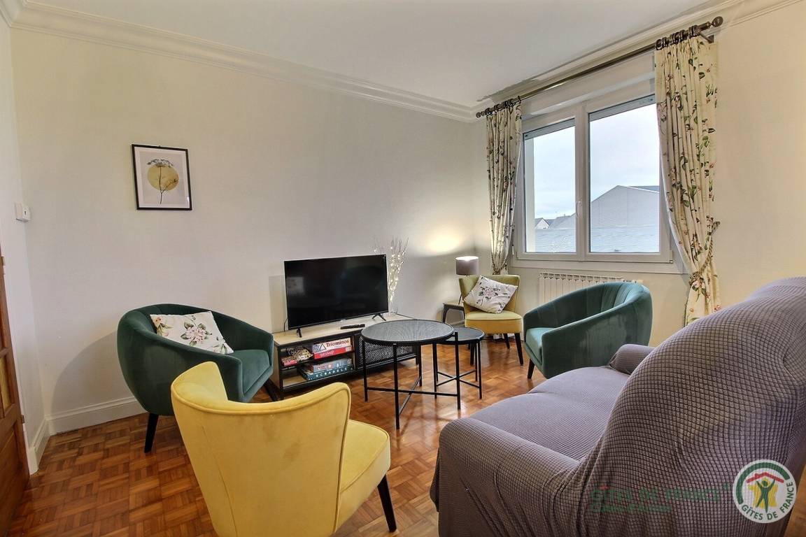 119 M² Gîte ∙ 4 Chambres ∙ 8 Personnes - Trélévern
