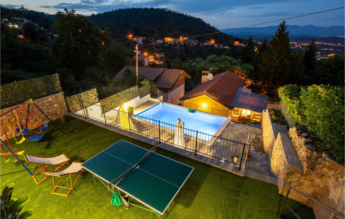 120 M² Ferienhaus ∙ 4 Schlafzimmer ∙ 8 Gäste - Lovran