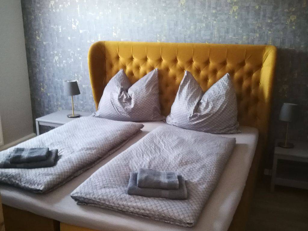 Ferienwohnung ∙ 1 Schlafzimmer ∙ 5 Gäste - Köthen (Anhalt)