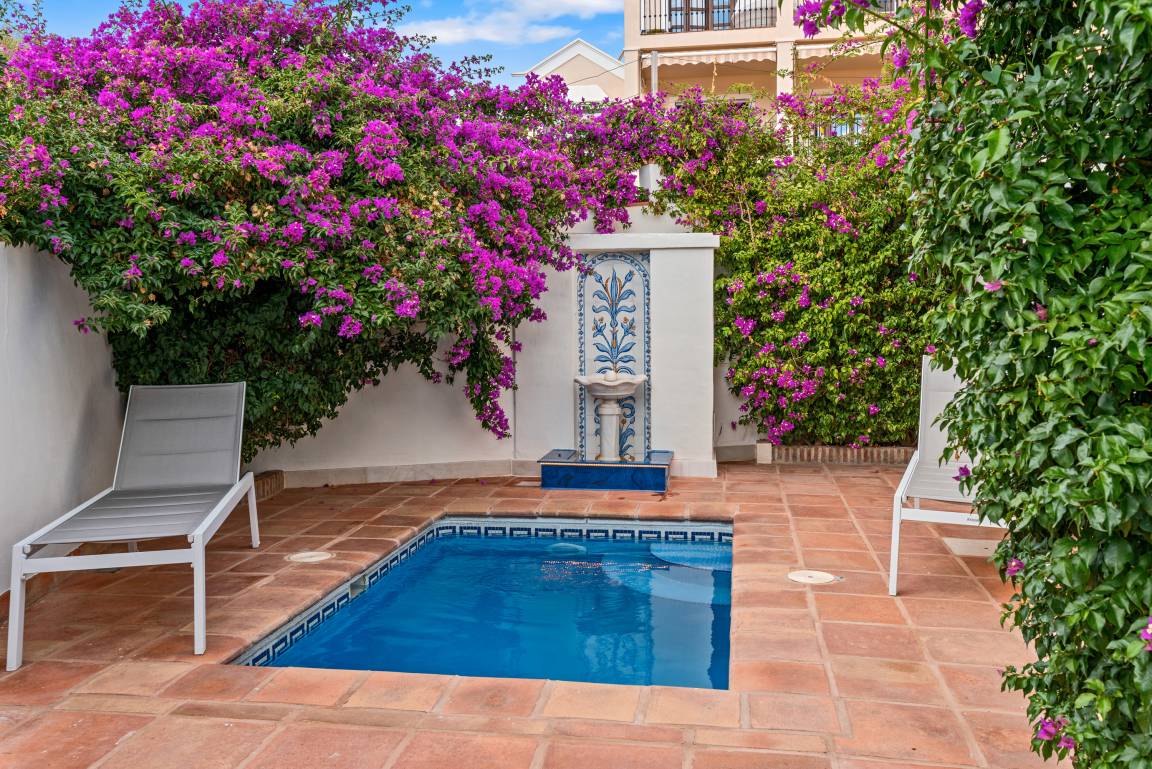 294 M² Chalet ∙ 3 Chambres ∙ 8 Personnes - Estepona