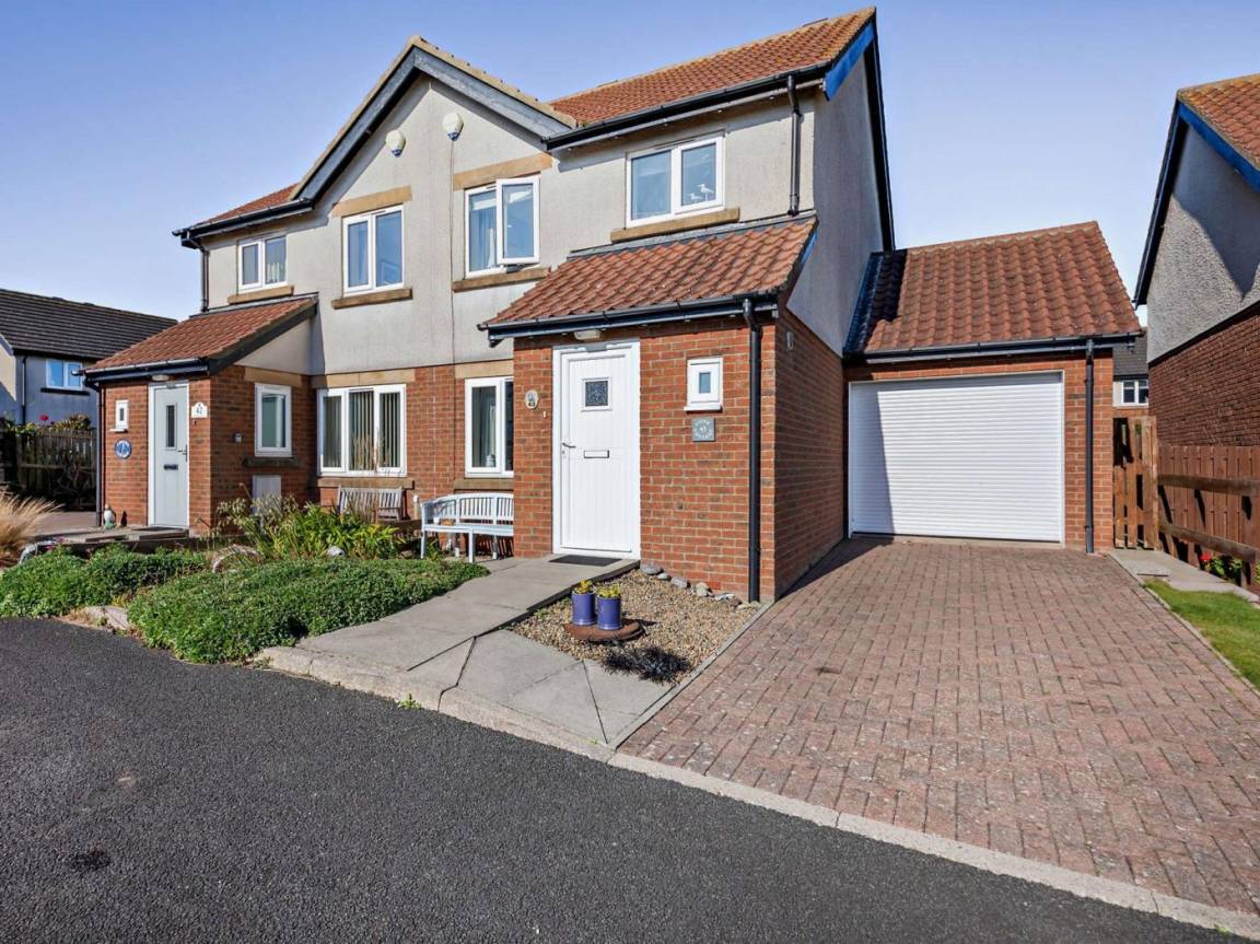 Cottage ∙ 3 Bedrooms ∙ 5 Guests - Seahouses