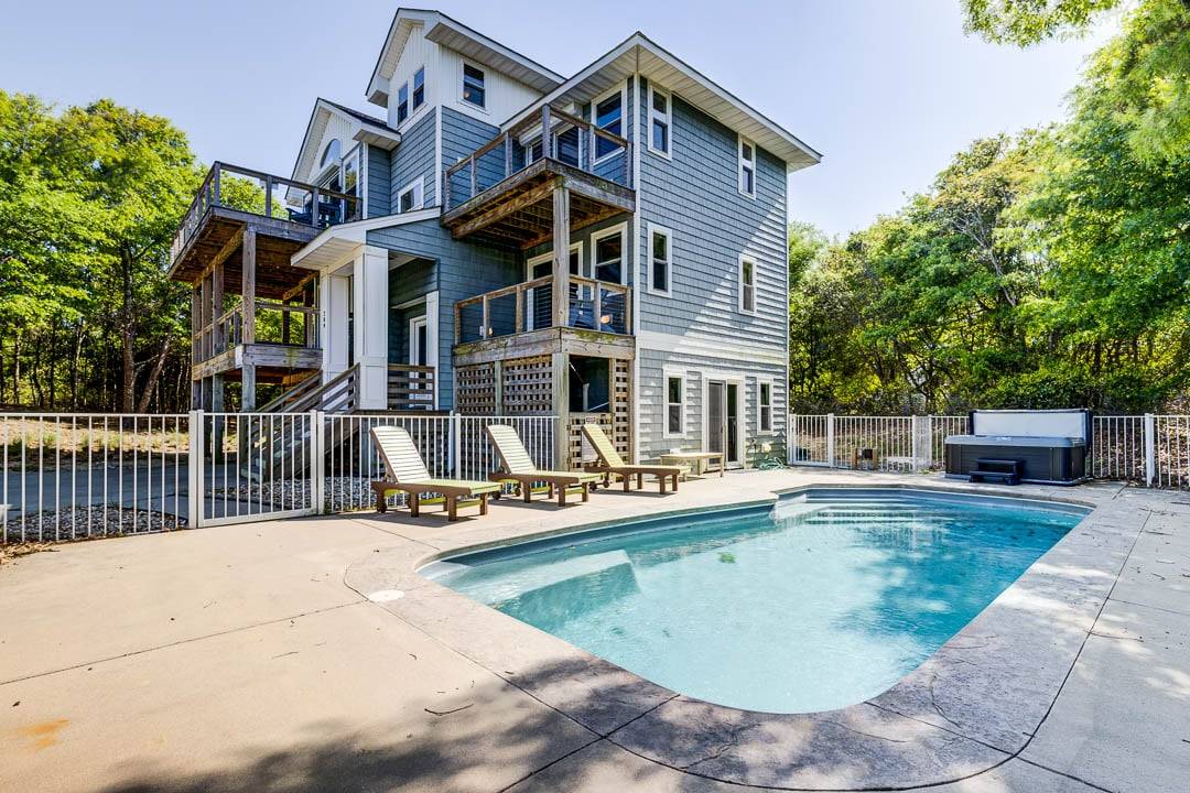 House ∙ 4 Bedrooms ∙ 8 Guests - Southern Shores, NC