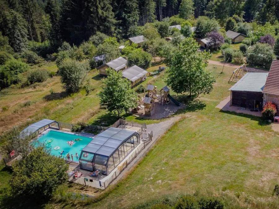 35 M² Tenda ∙ 2 Quartos ∙ 5 Hóspedes - Allier