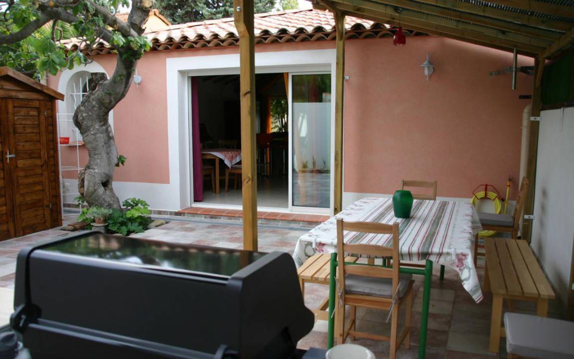 54 M² Mökki ∙ 1 Makuuhuone ∙ 3 Vierasta - Toulon