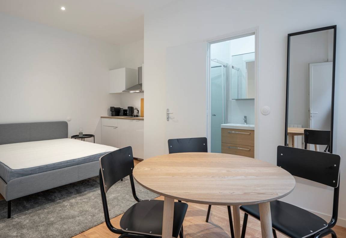 18 M² Appartement ∙ 1 Chambre ∙ 1 Personne - Villepinte