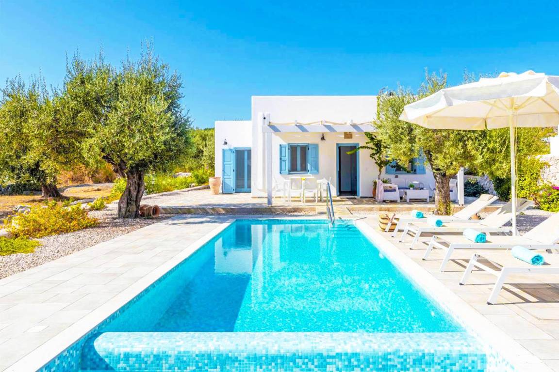 160 M² Villa ∙ 2 Bedrooms ∙ 4 Guests - Lindos