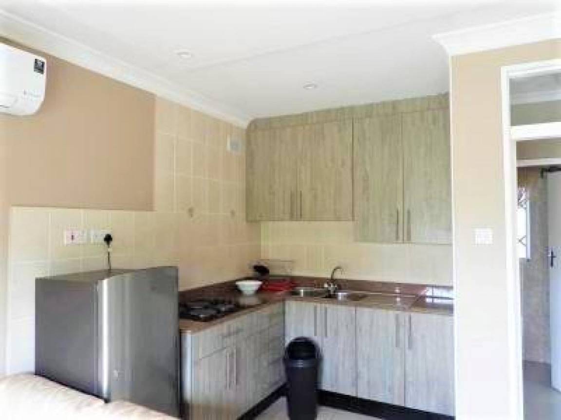Apartment ∙ 2 Bedrooms ∙ 4 Guests - Harare