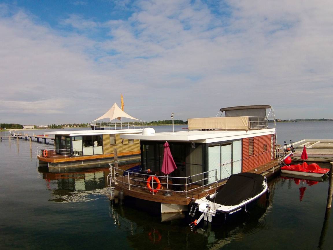 44 M² Hausboot ∙ 2 Schlafzimmer ∙ 4 Gäste - Bitterfeld-Wolfen