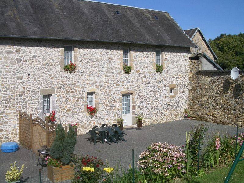 100 M² Gîte ∙ 3 Chambres ∙ 6 Personnes - Hauteville-sur-Mer