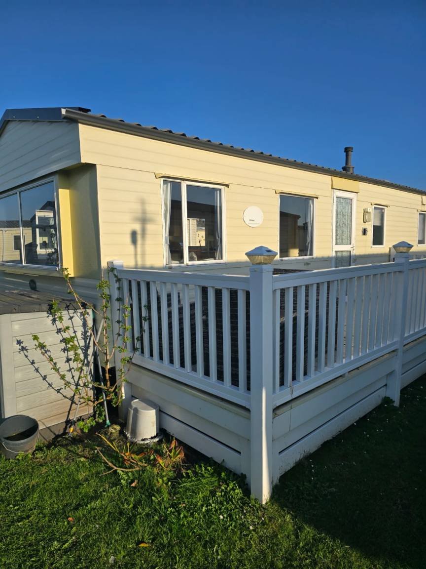 Holiday Park ∙ 3 Bedrooms ∙ 8 Guests - Prestatyn