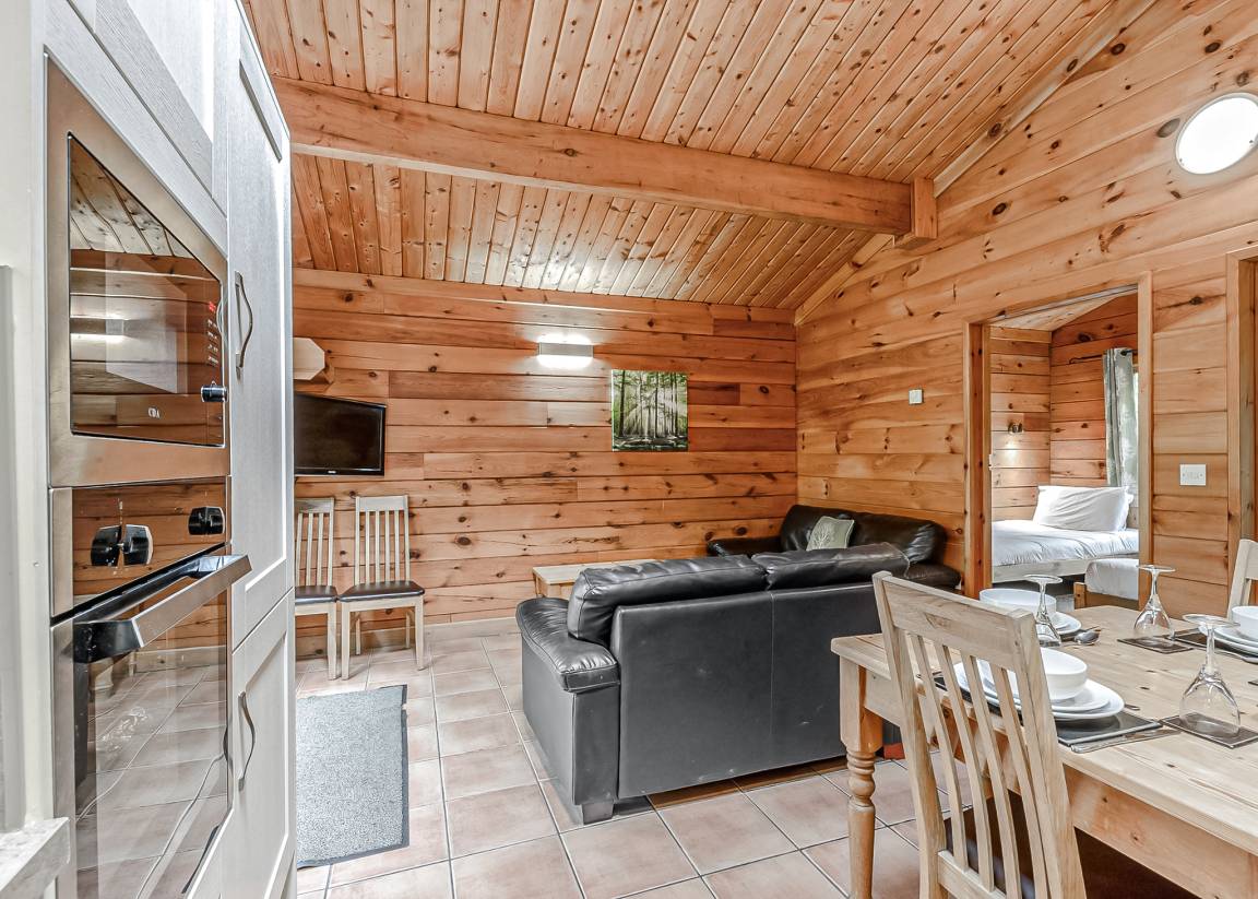 Chalet ∙ 2 Bedrooms ∙ 4 Guests - Cheshire