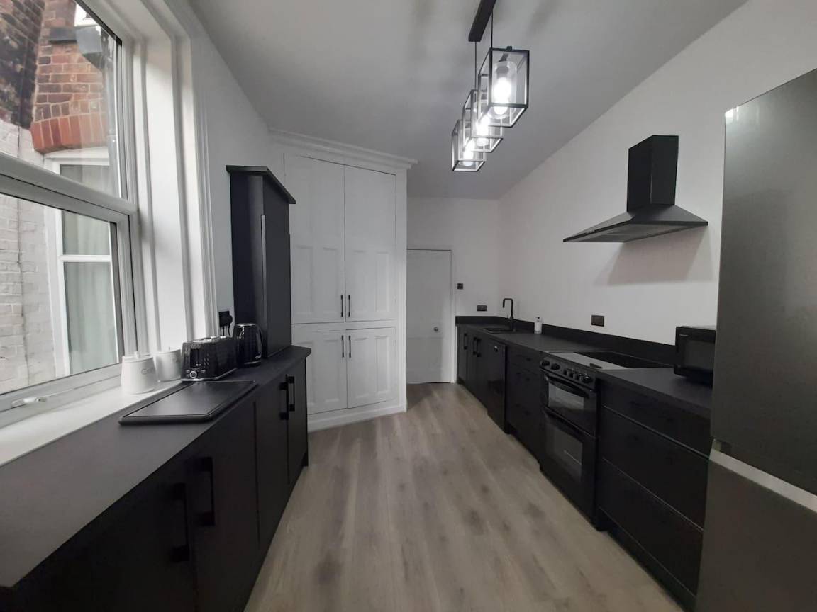 930 M² Casa ∙ 5 Camere Da Letto ∙ 10 Ospiti - Manchester