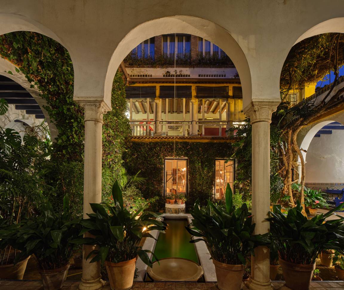 250 M² Villa ∙ 9 Schlafzimmer ∙ 18 Gäste - Seville