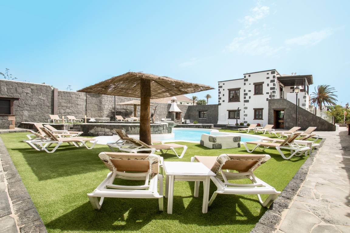 75 M² Apartment ∙ 2 Bedrooms ∙ 4 Guests - Lanzarote