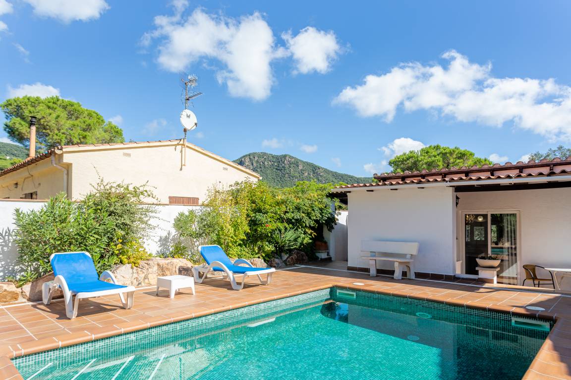 34 M² Villa ∙ 2 Schlafzimmer ∙ 4 Gäste - Santa Cristina d'Aro