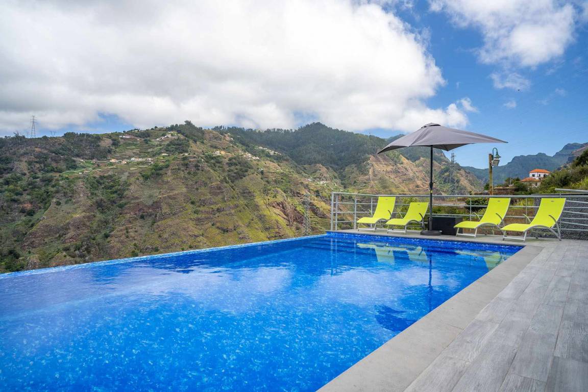 300 M² Apartamento ∙ 2 Quartos ∙ 4 Hóspedes - Ribeira Brava