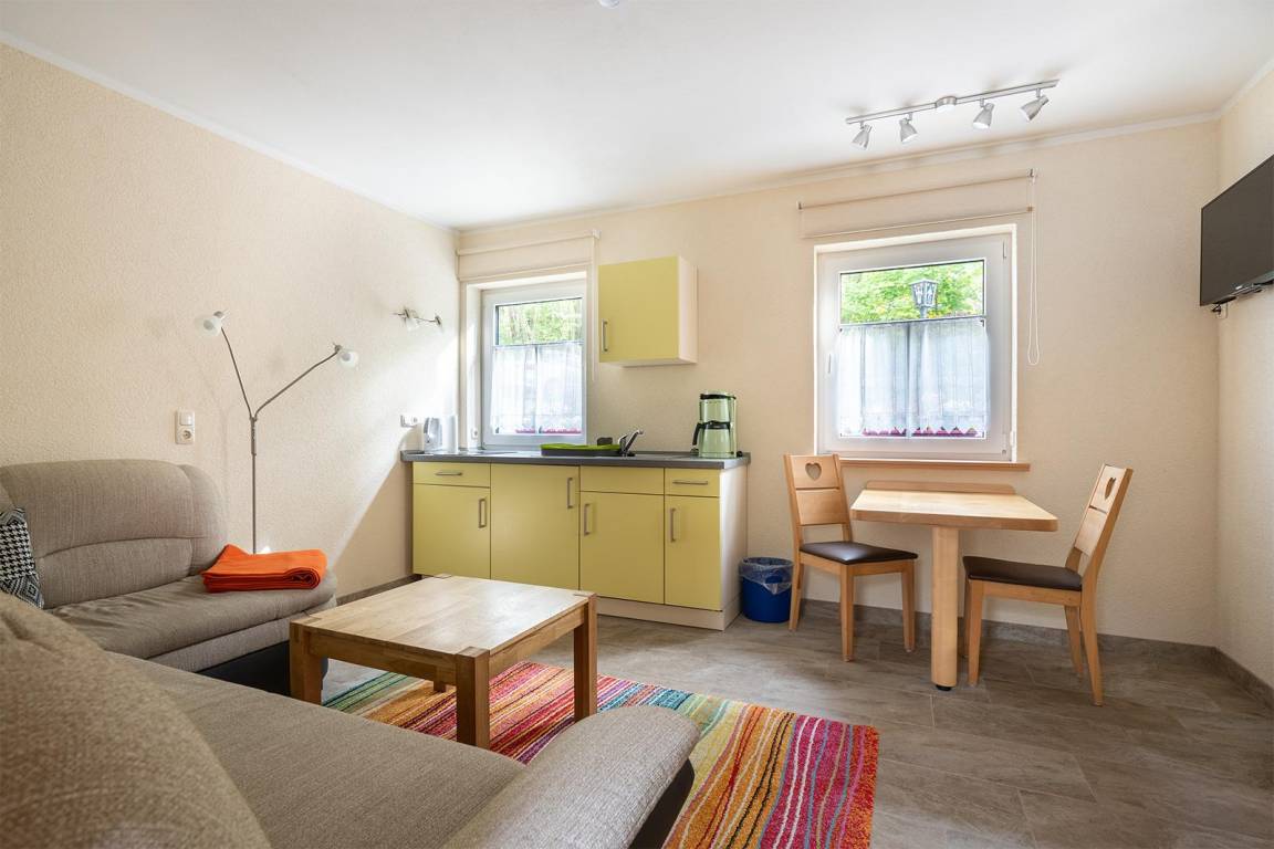 35 M² Ferienwohnung ∙ 1 Schlafzimmer ∙ 2 Gäste - Neuhausen/Erzgebirge
