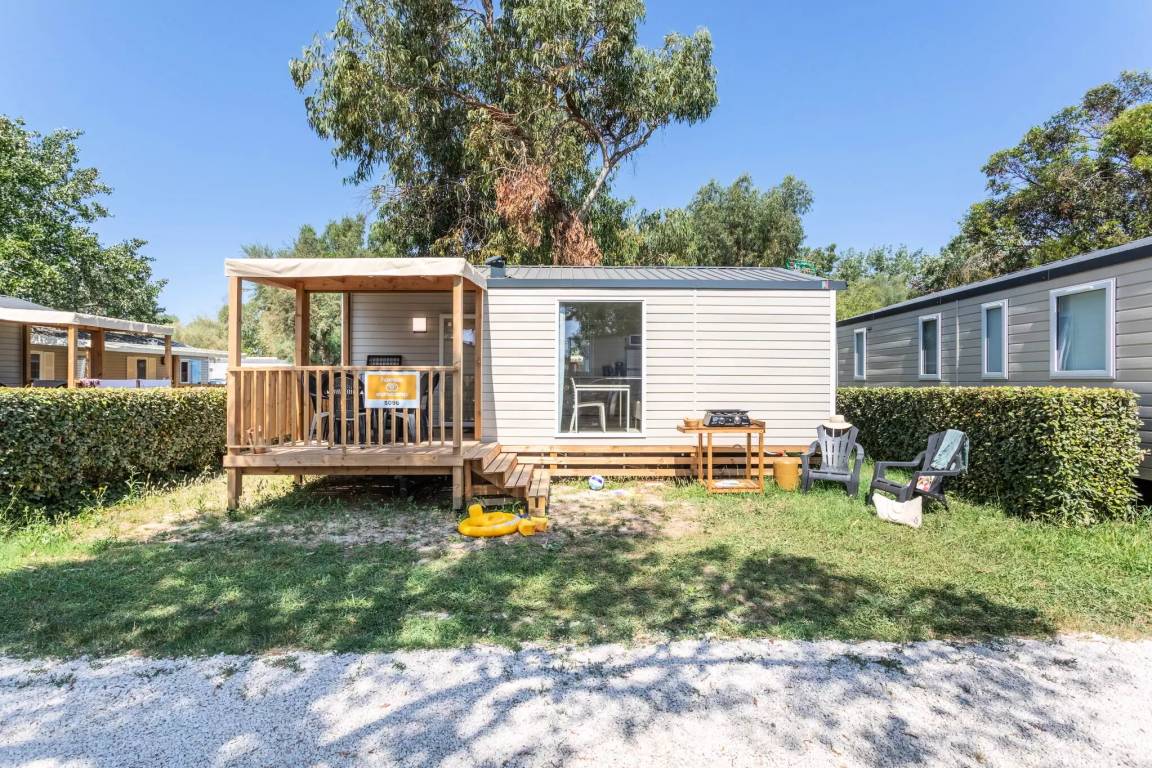 30 M² Caravan ∙ 2 Bedrooms ∙ 4 Guests - Plomodiern