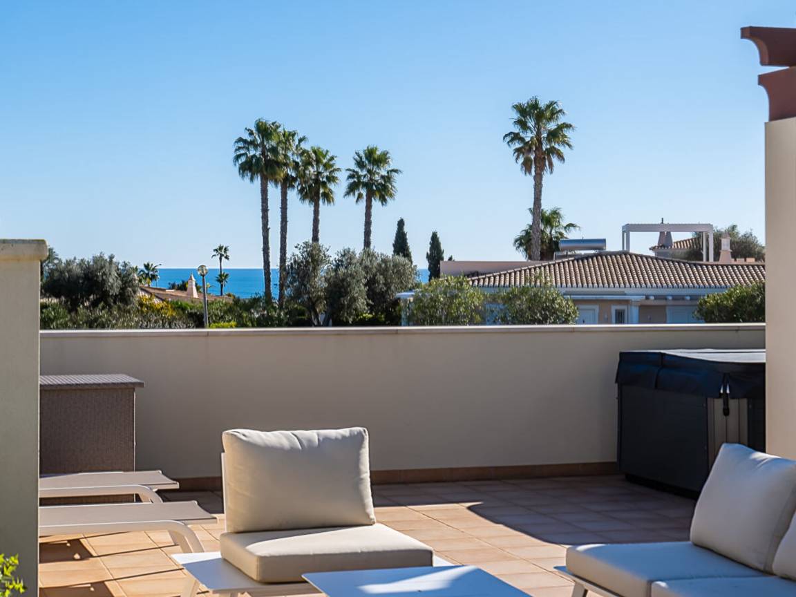 180 M² Cottage ∙ 3 Bedrooms ∙ 6 Guests - Algarve