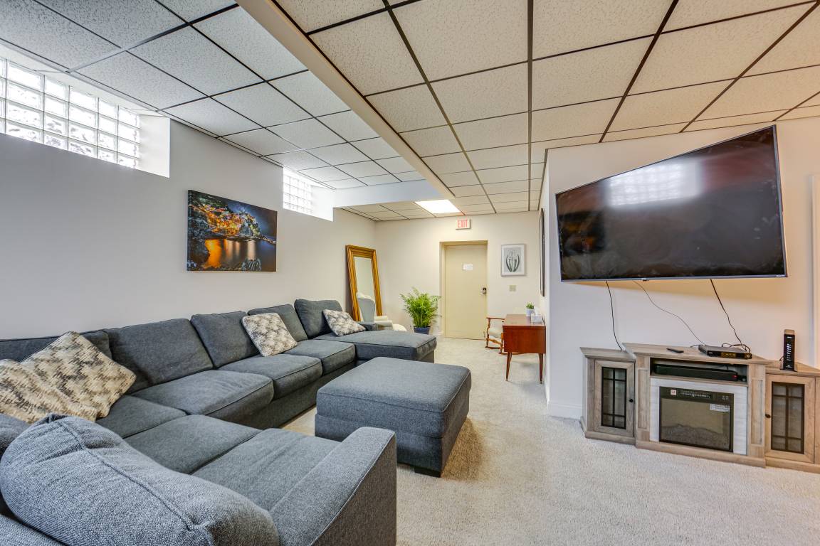 83 M² Apartment ∙ 1 Bedroom ∙ 4 Guests - Plum, PA