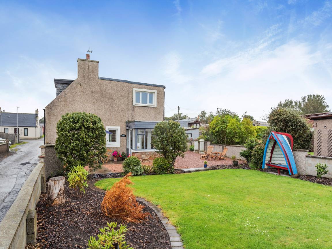 Cottage ∙ 4 Bedrooms ∙ 8 Guests - Moray