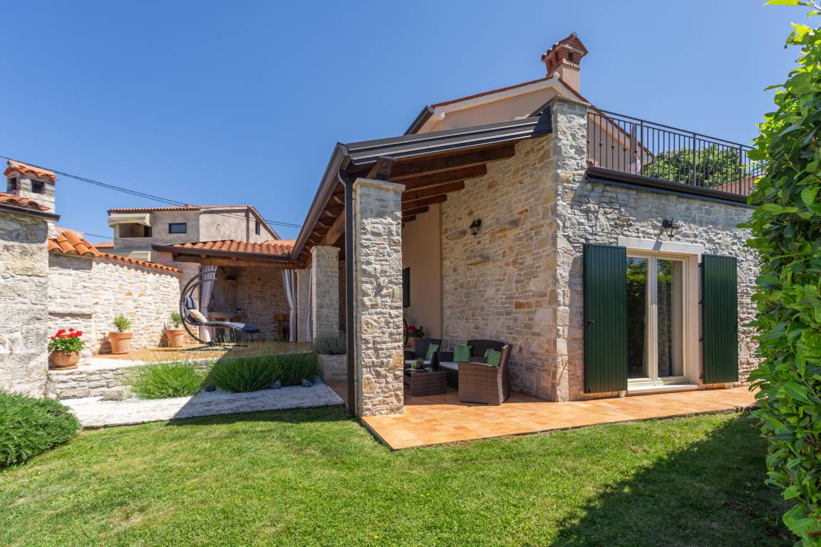 134 M² Villa ∙ 2 Bedrooms ∙ 6 Guests - Labin