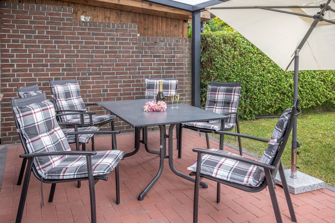 81 M² Ferienhaus ∙ 3 Schlafzimmer ∙ 6 Gäste - Jever