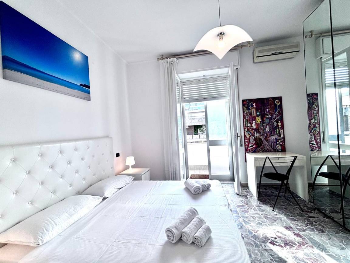 50 M² Apartamento ∙ 1 Habitación ∙ 3 Huéspedes - Cagliari