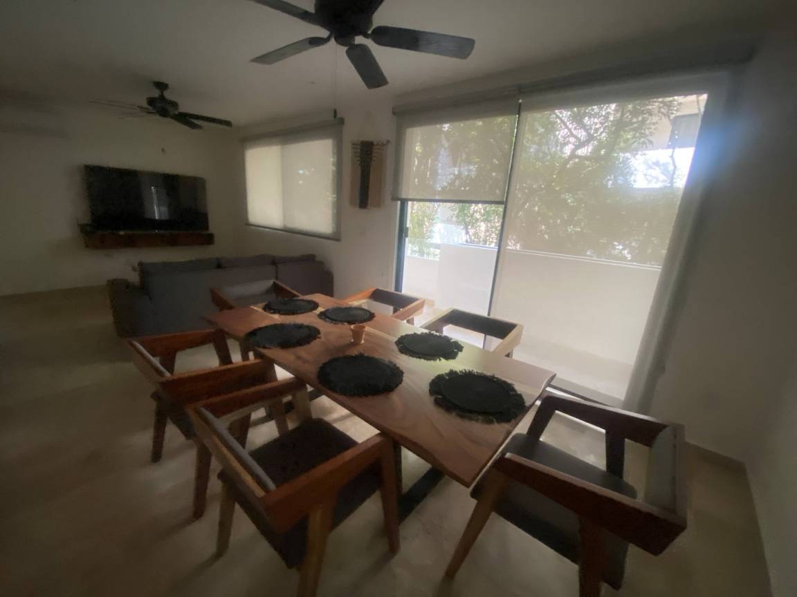 100 M² Huoneisto ∙ 2 Makuuhuonetta ∙ 6 Vierasta - Tulum